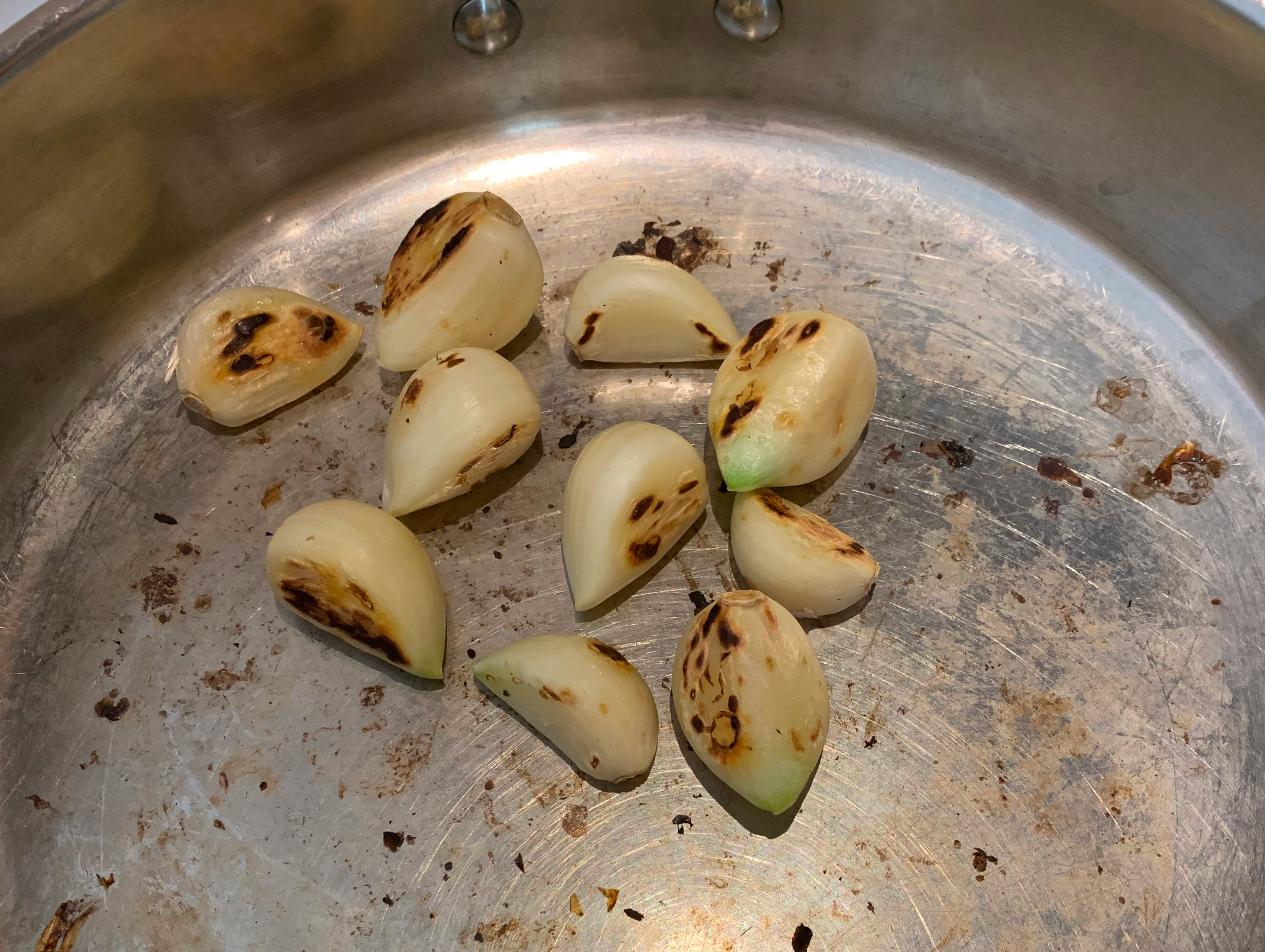 Roasted Garlic Pesto – Zanganeh Garden